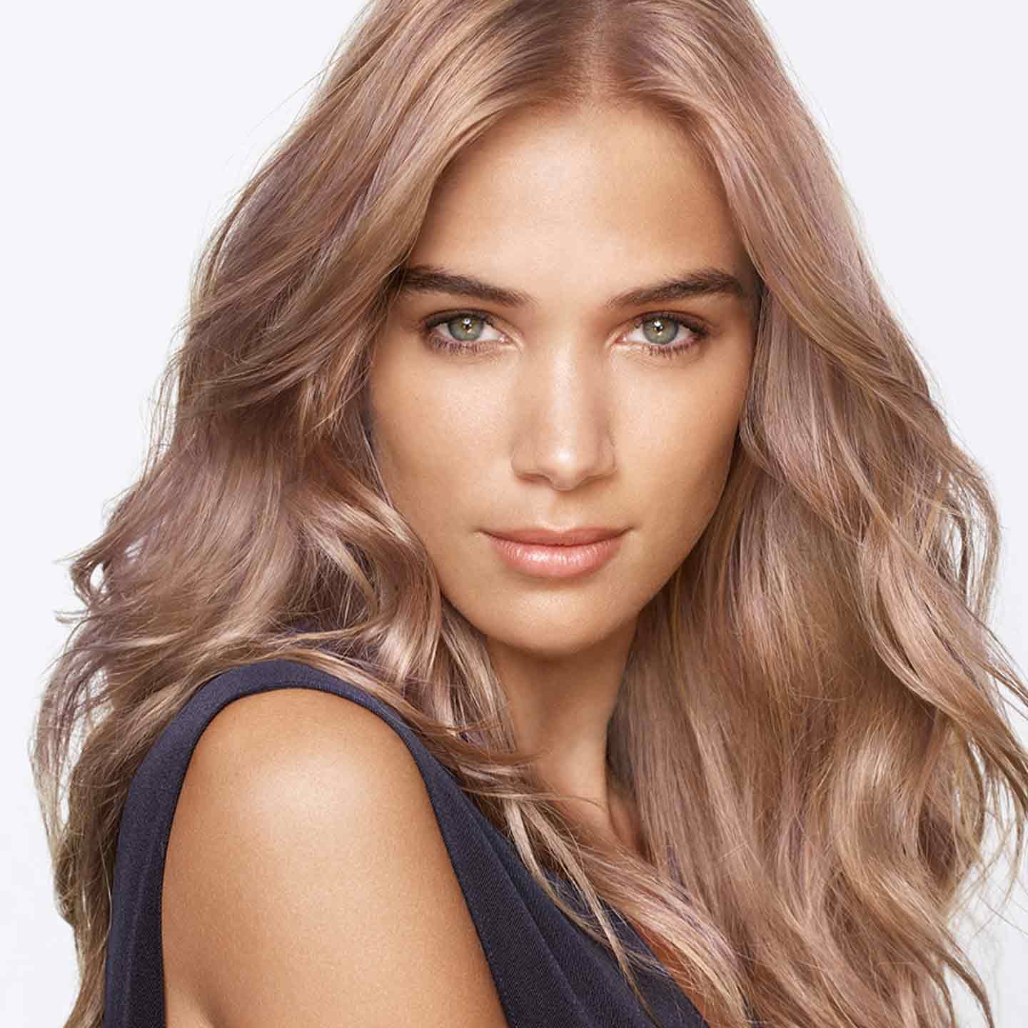 Tintes rubios fabulosos con matizador morado |L´Oréal Paris México