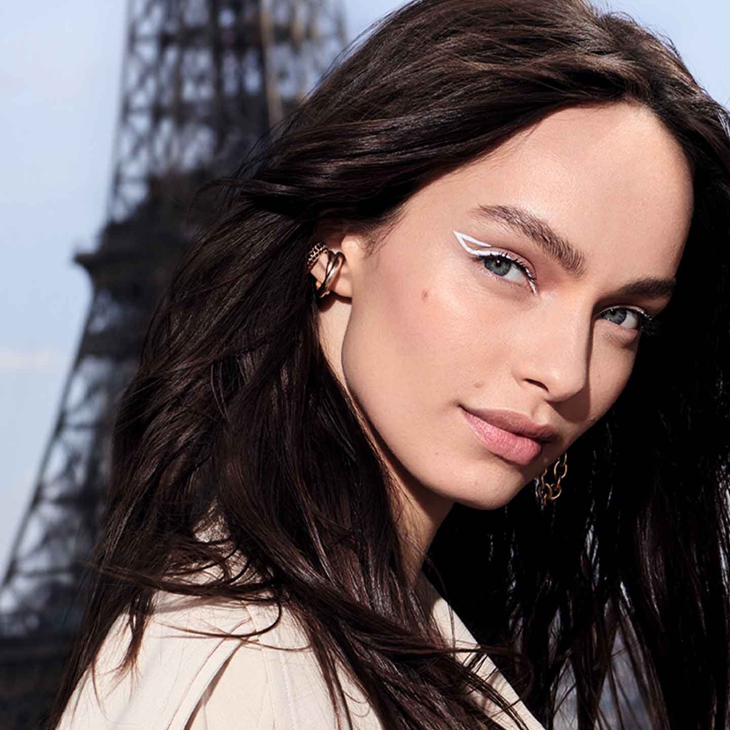 24H Fresh Wear Base de Maquillaje 200 Sable Dore/Golden